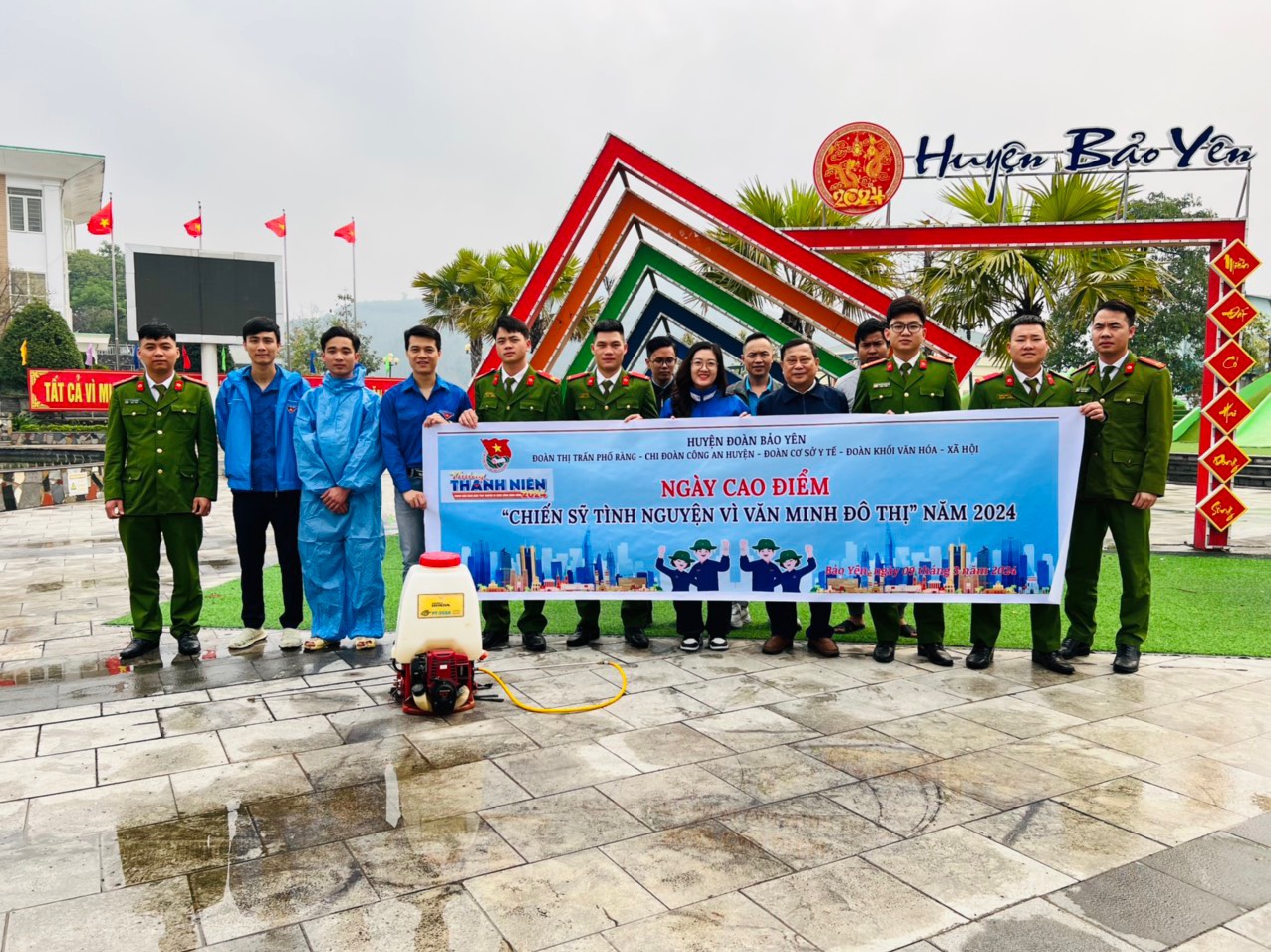 Ra quân ngày cao điểm “Chiến sỹ tình nguyện vì văn minh đô thị” năm 2024